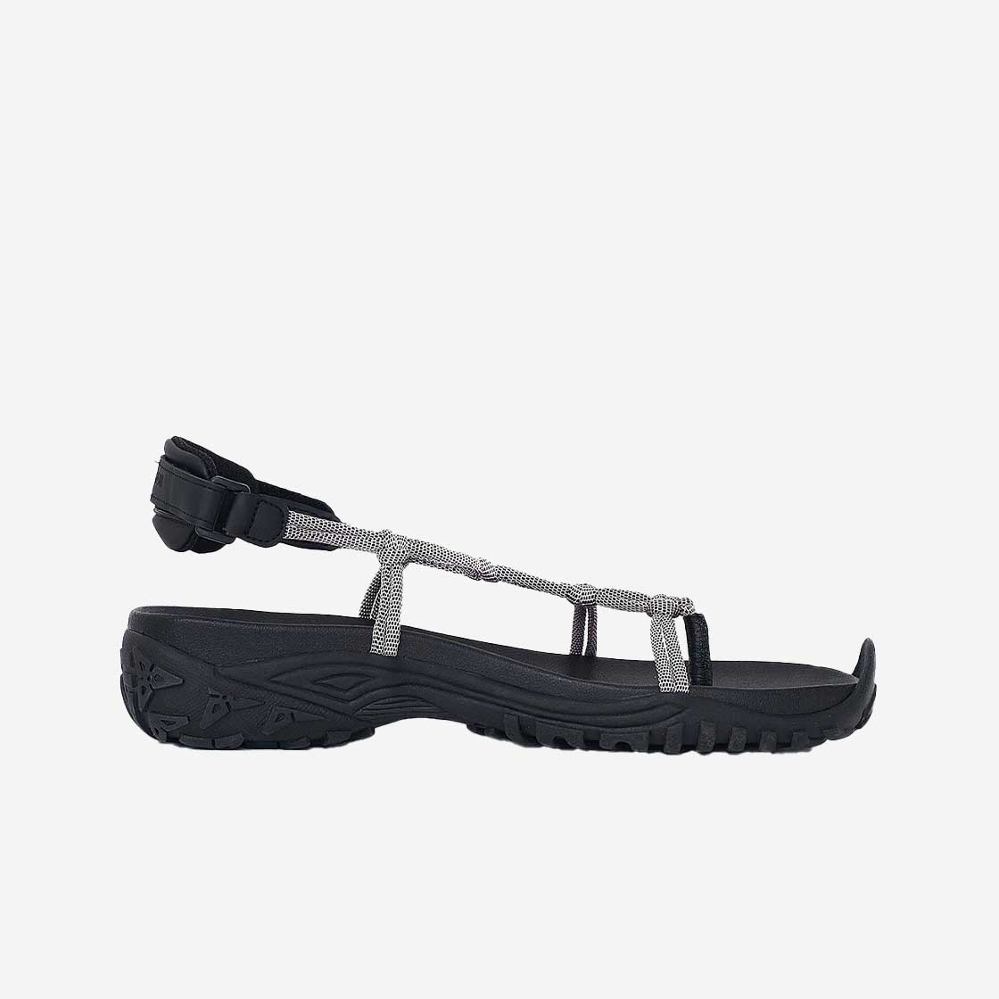 네거티브쓰리 트랩 트레일 샌들 실버 그레이 | Negative Three | KREAM