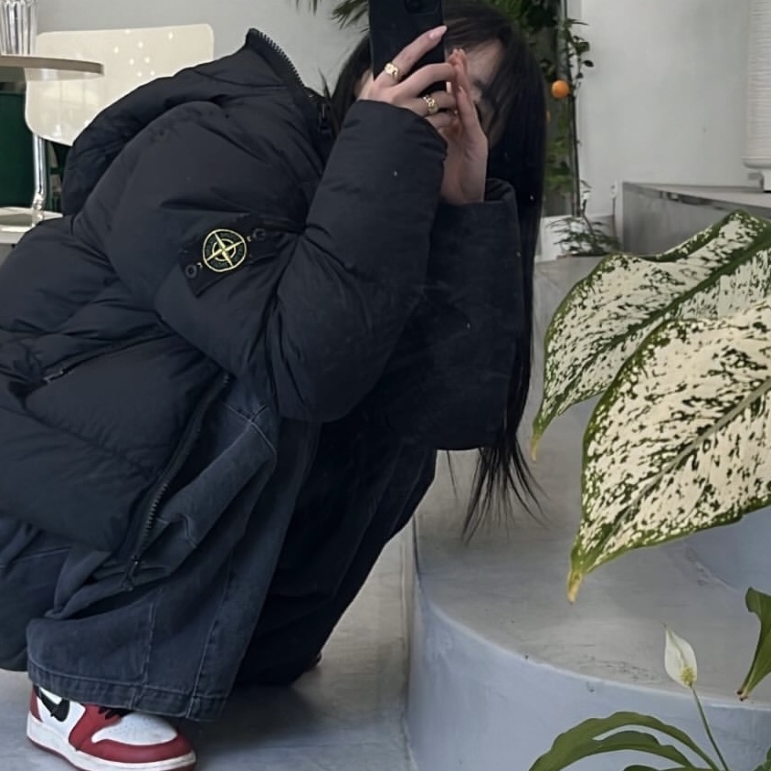 (@j2.n2) 님의 게시물 | KREAM