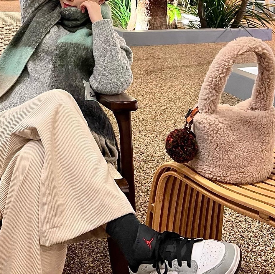 뒷북치기2!!! | KREAM