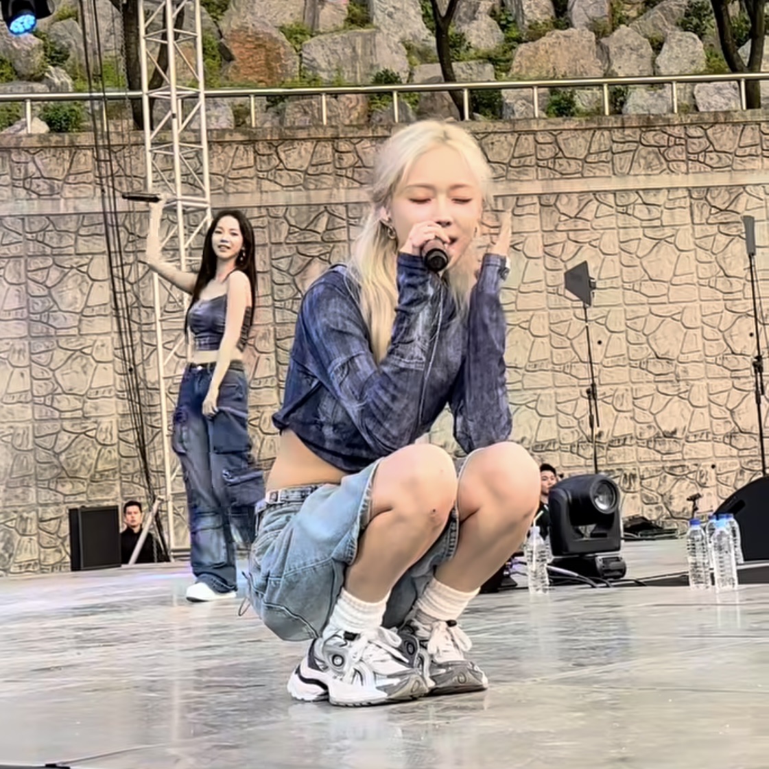 Grey (@luck.gr.ey) 님의 게시물 | KREAM