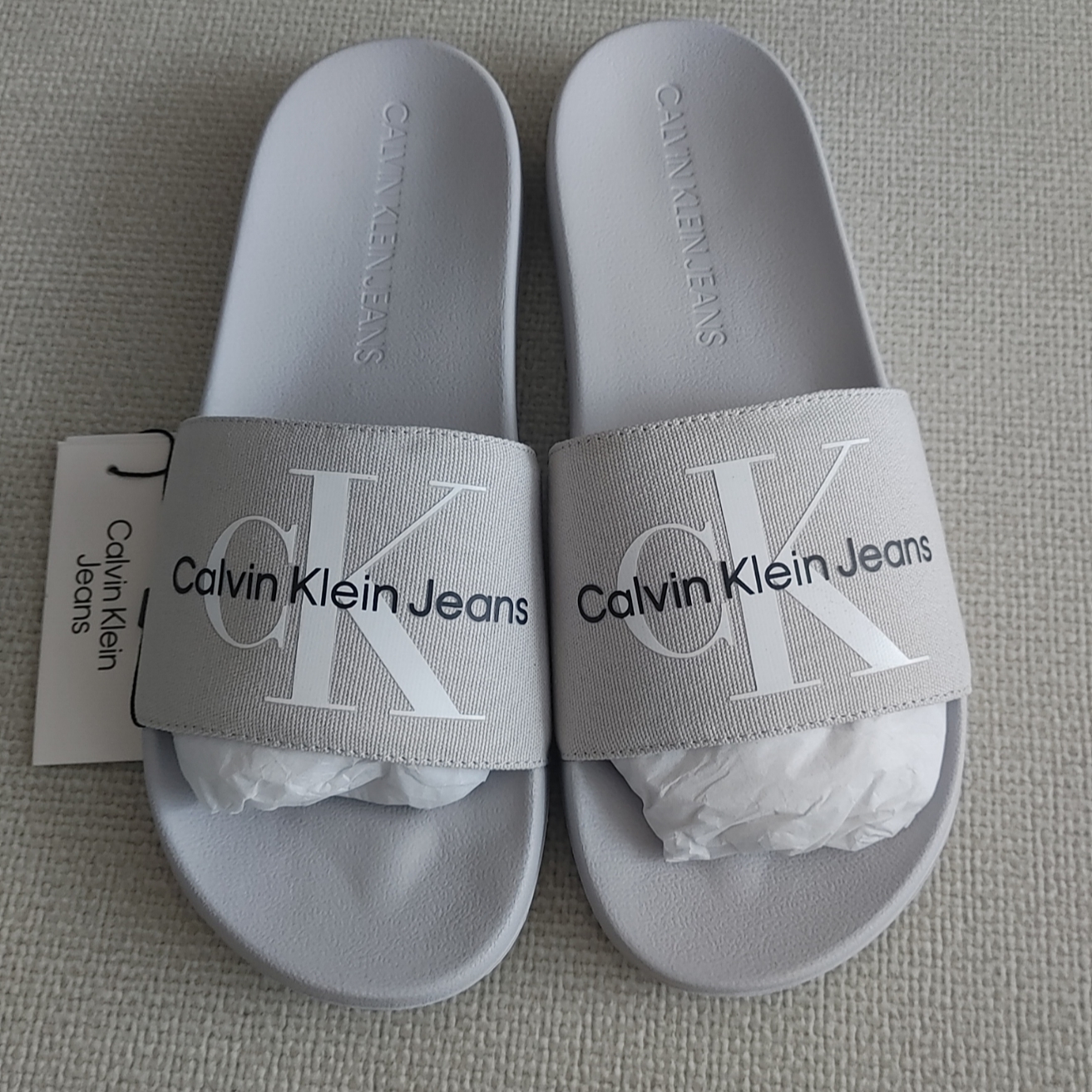 CK 슬리퍼 비추...딱딱함.. | KREAM