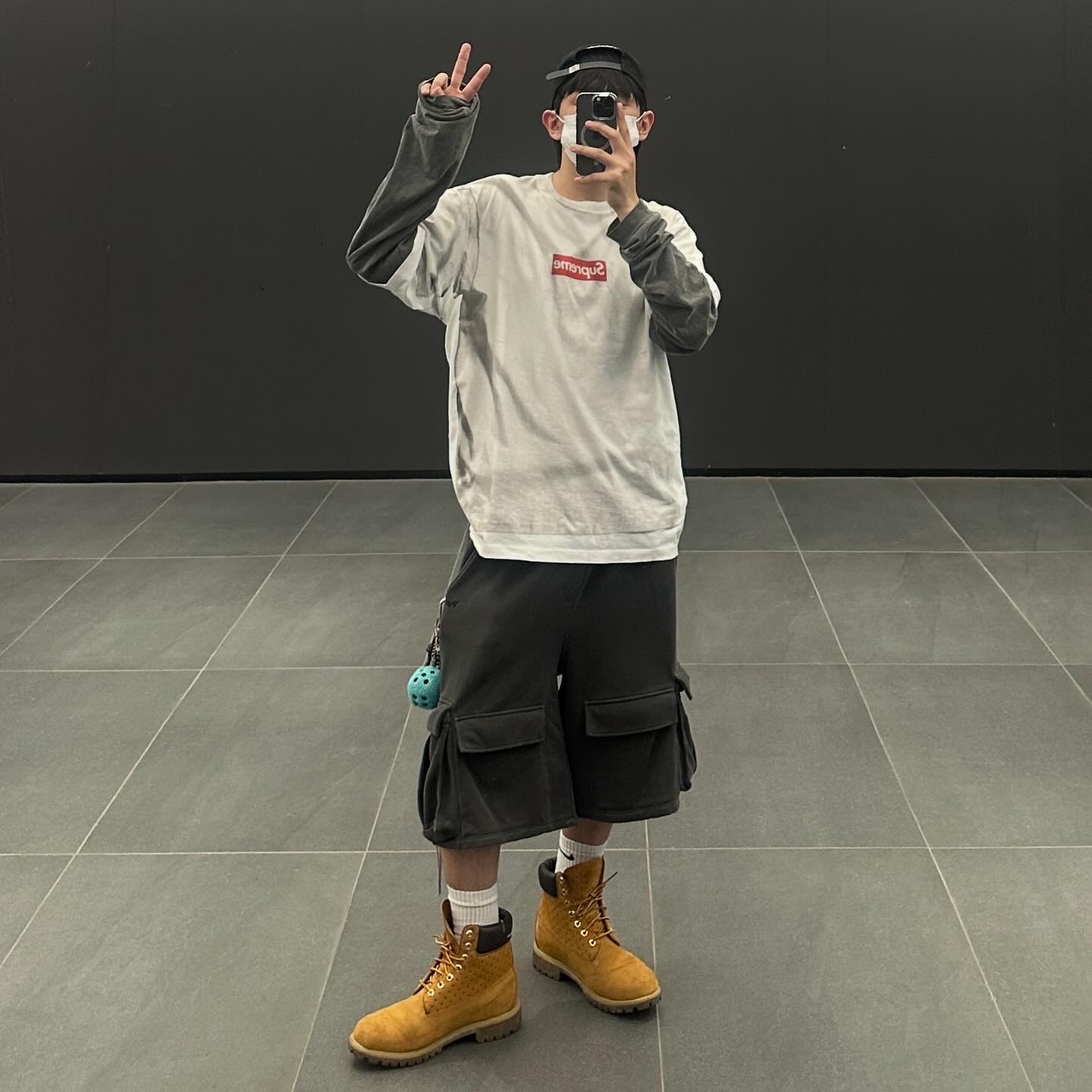 (@ho_jxng) 님의 게시물 | KREAM