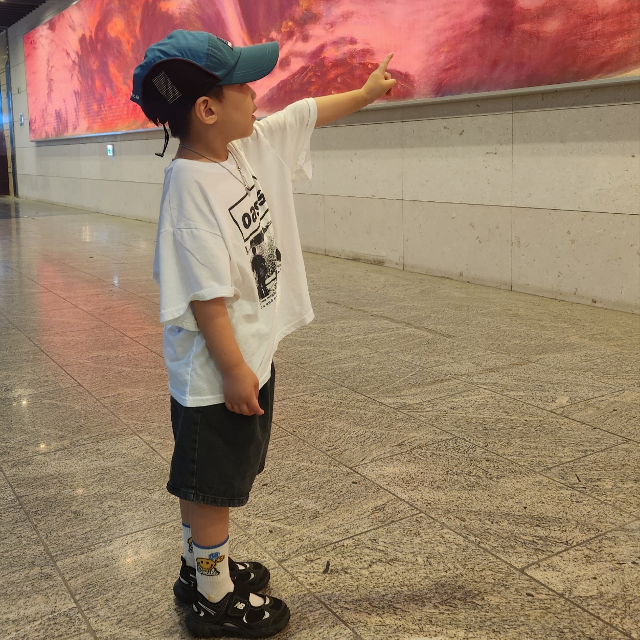 또또 (@ttotto) 님의 게시물 | KREAM