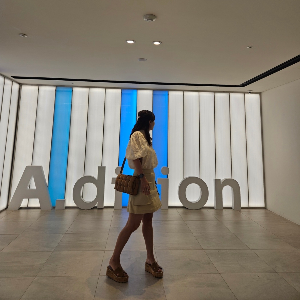 컬러는 이게 젤루 이쁜듯!!! | KREAM