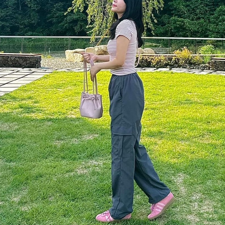 235인데 230 삿어도 좀 크네요 | KREAM