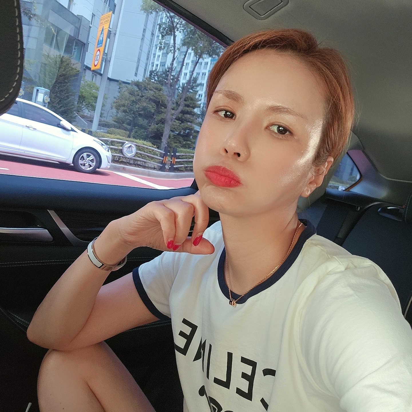 s.se_young (@s.se_young) 님의 게시물 | KREAM