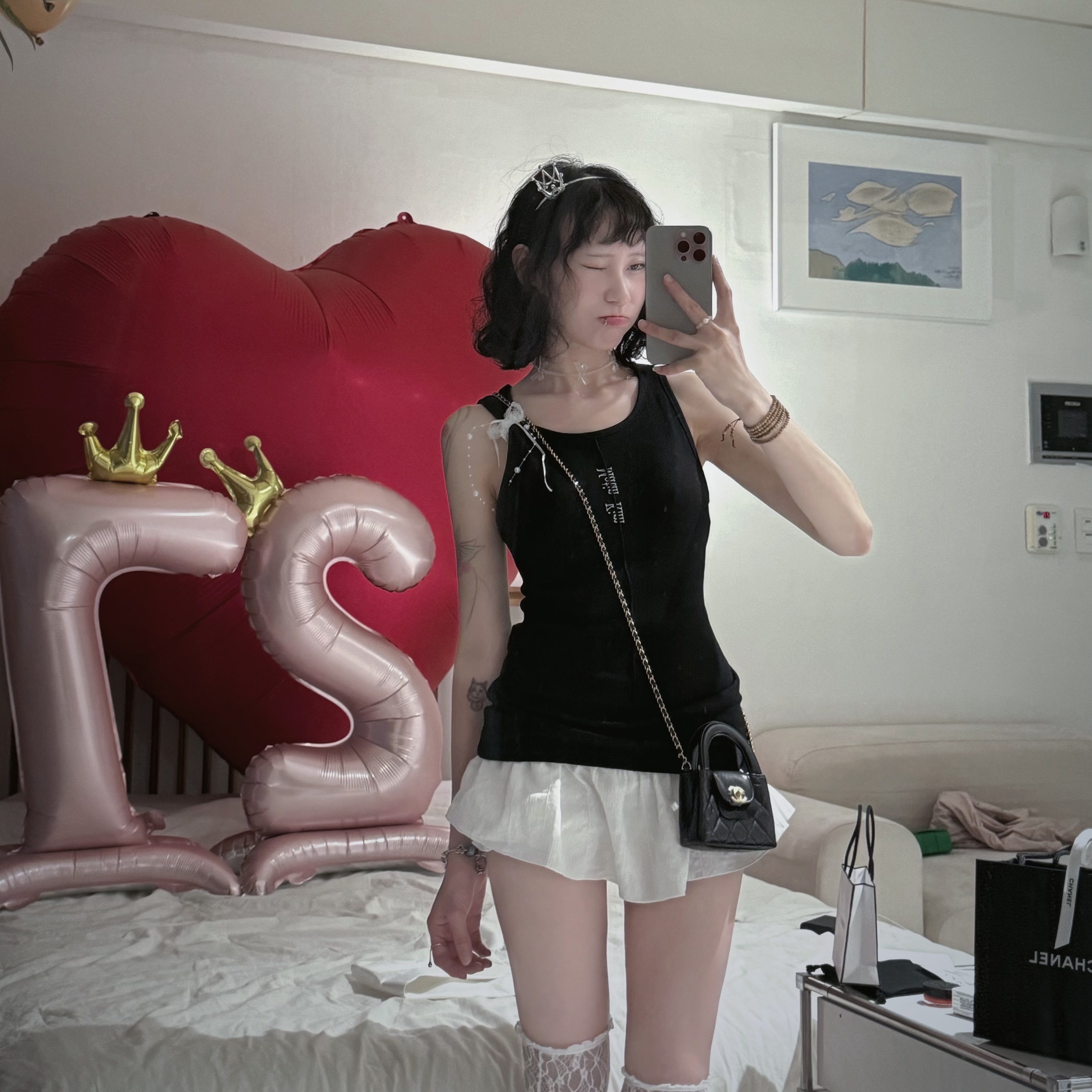 서지민 (@jiminn977) 님의 게시물 | KREAM