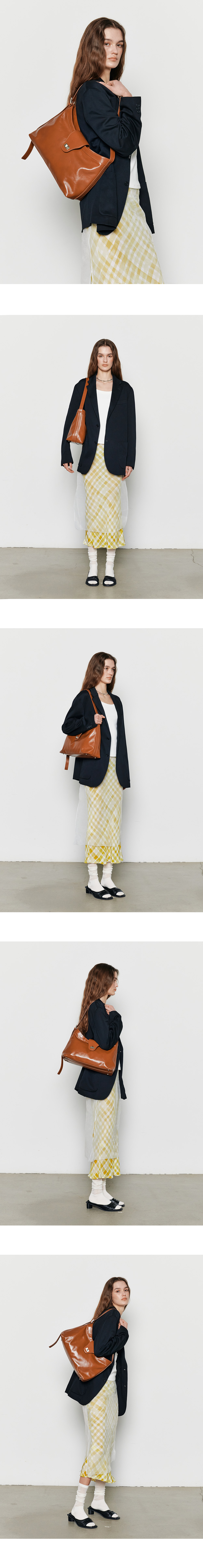 아포아 파오 호보 백 브라운 | APOA | KREAM