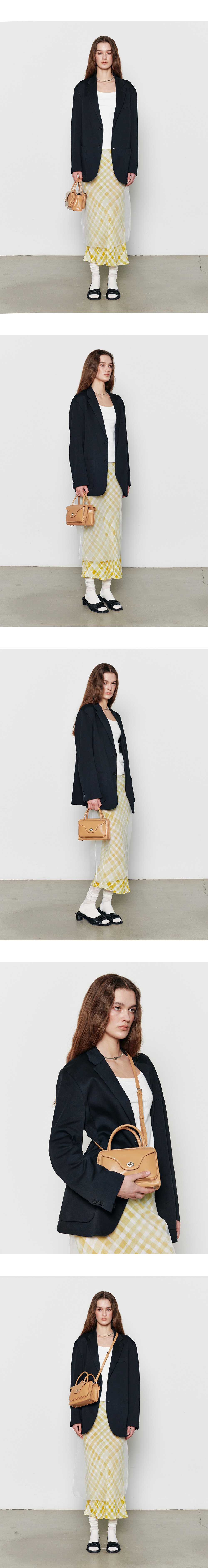 아포아 제멜로 백 베이지 | APOA | KREAM