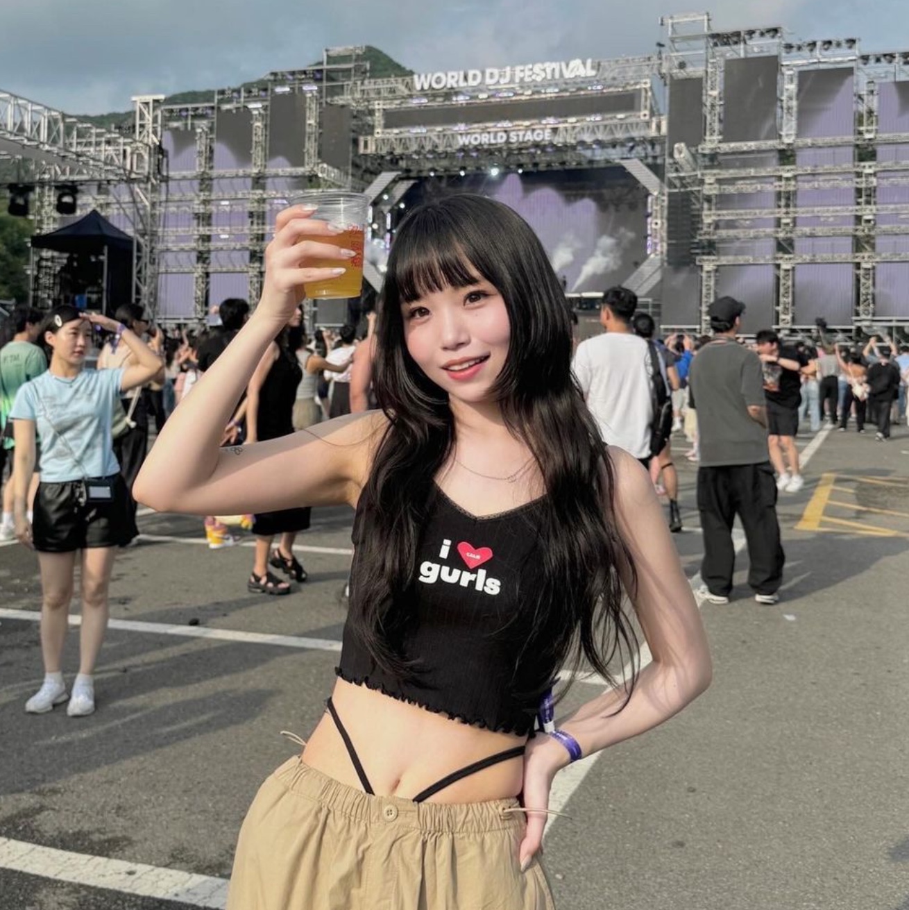 $ (@your_legacy) 님의 게시물 | KREAM