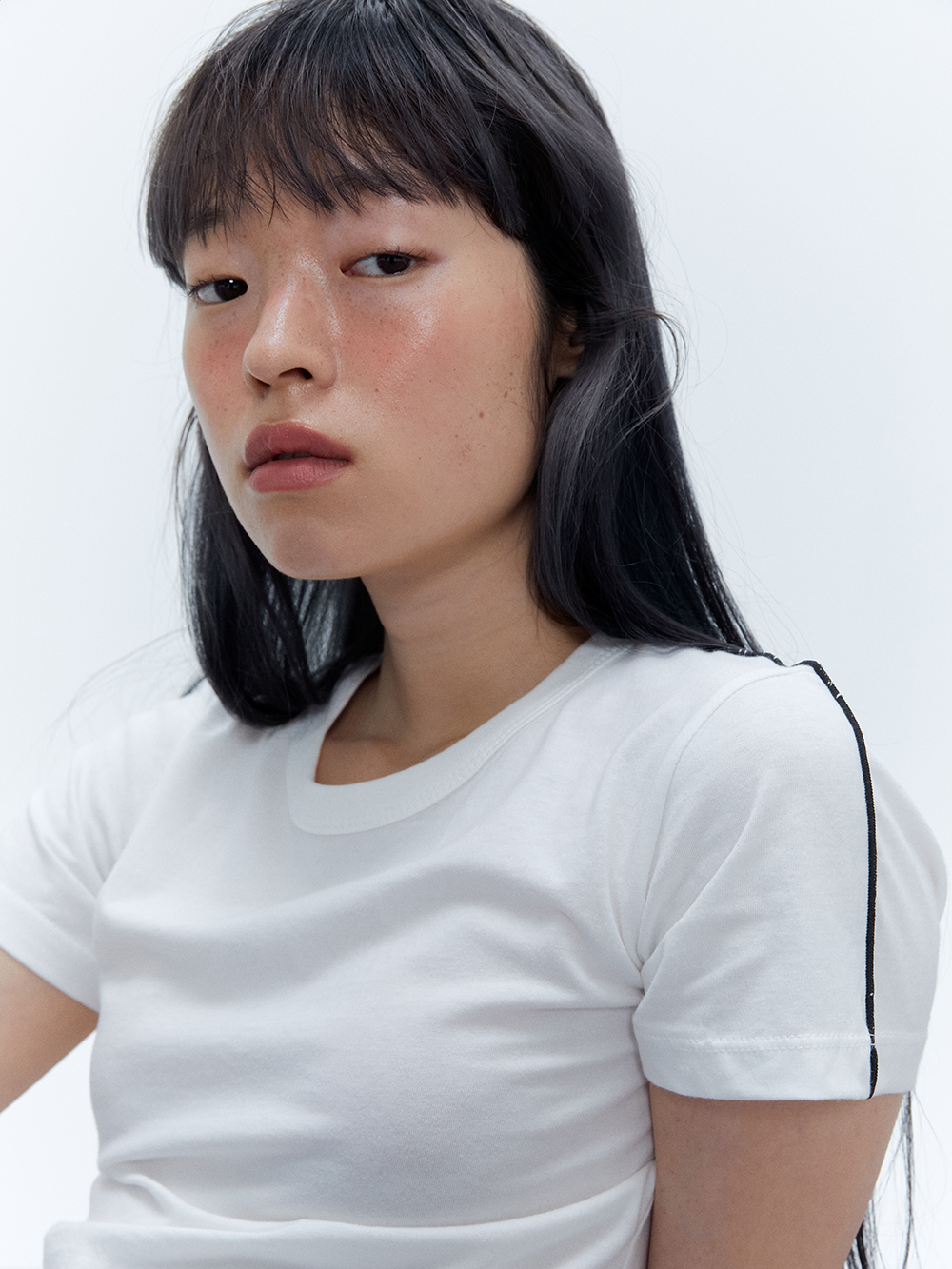 영오 라인 포인트 티셔츠 오프화이트 | YOUNGOH | KREAM