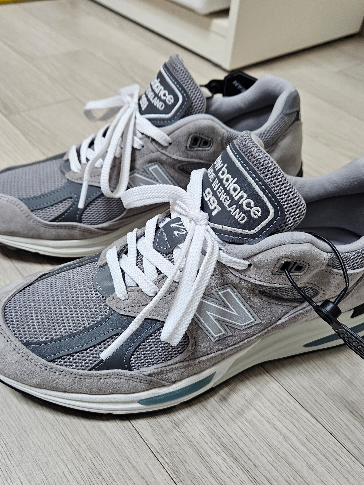 뉴발란스 991 v2 구입했어요 | KREAM