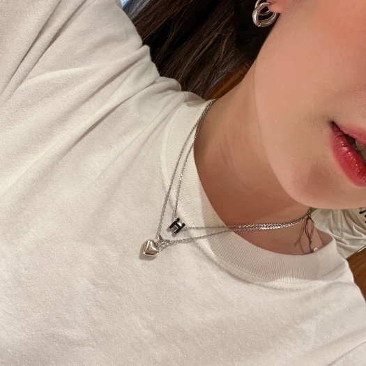 (@heart_mania) 님의 게시물 | KREAM