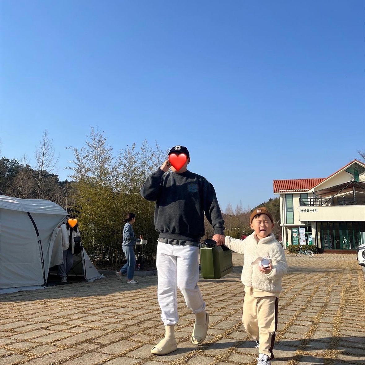 므찐슈탈 (@___one.s) 님의 게시물 | KREAM