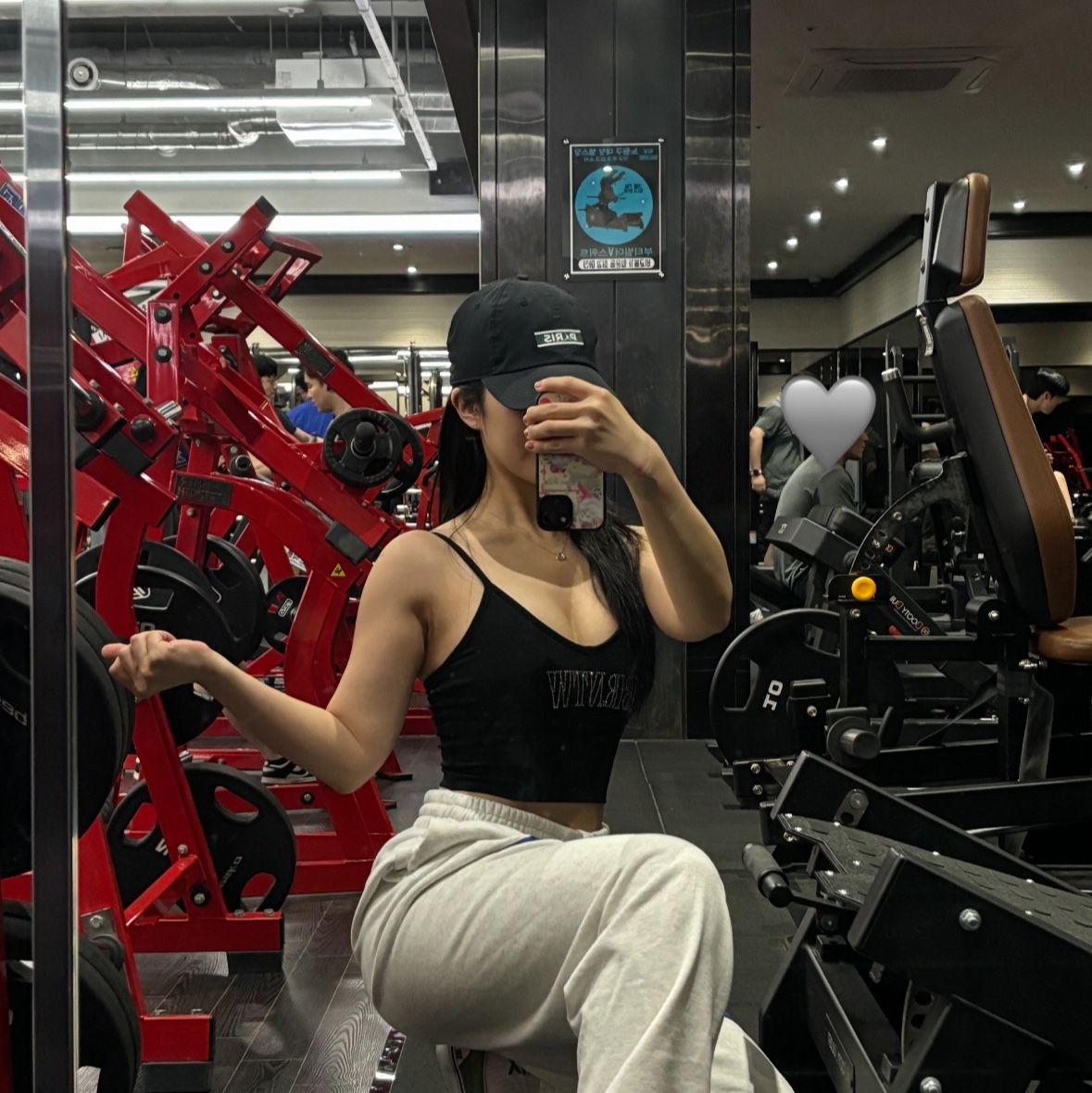 꼬까옷 🖤 | KREAM