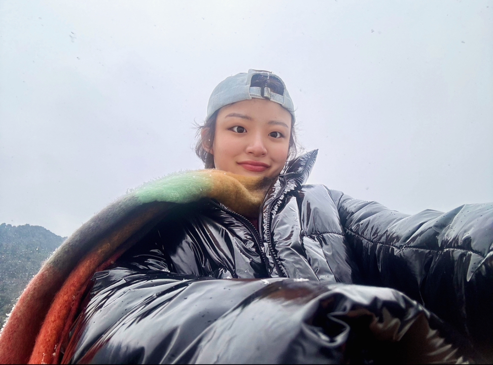 센니아 (@senia.heart) 님의 게시물 | KREAM