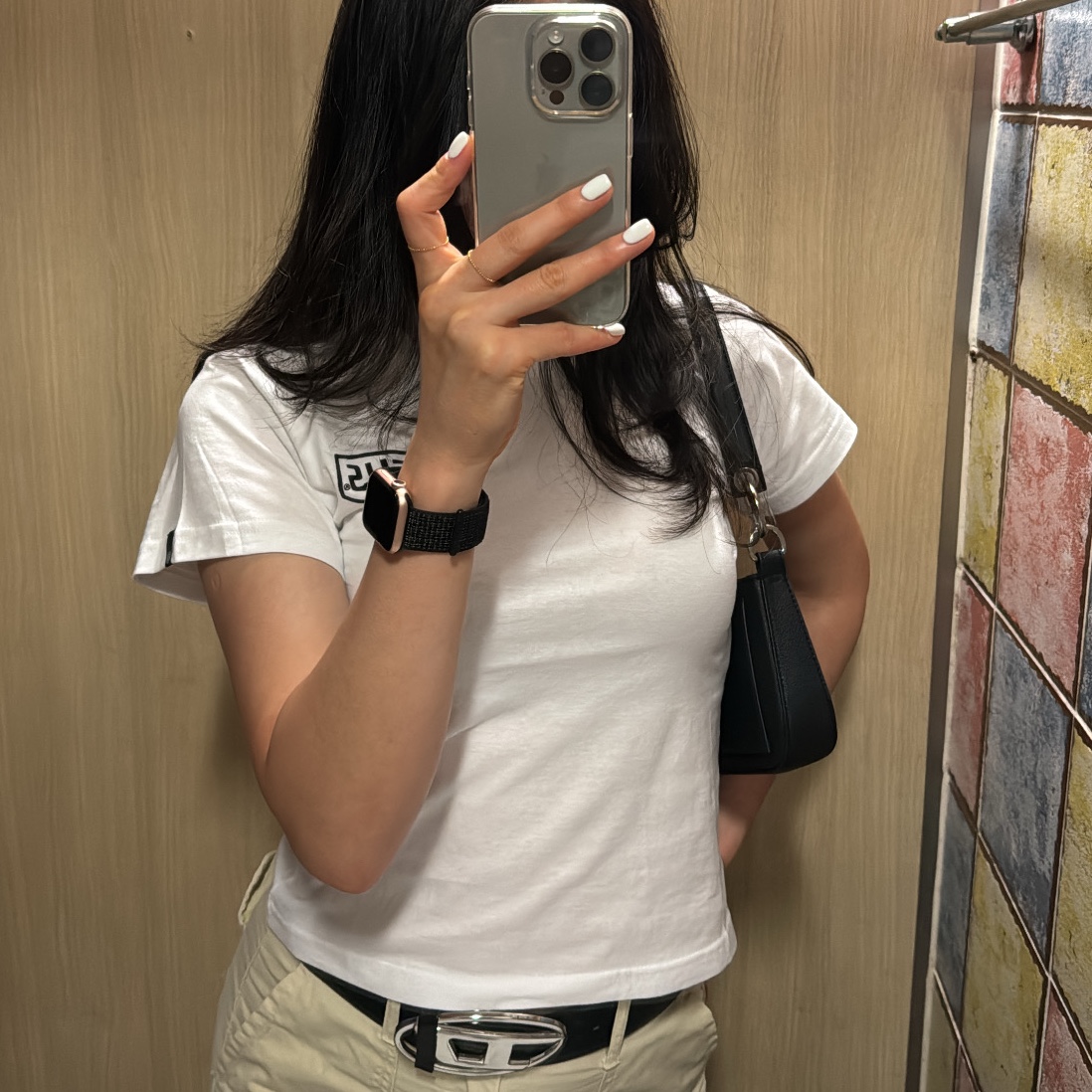 유림 (@nisgegc_) 님의 게시물 | KREAM