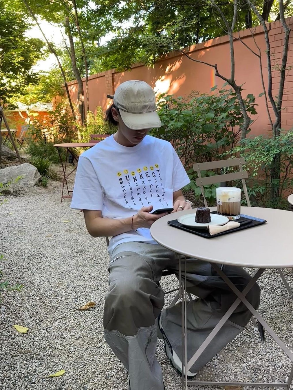 $ (@your_legacy) 님의 게시물 | KREAM