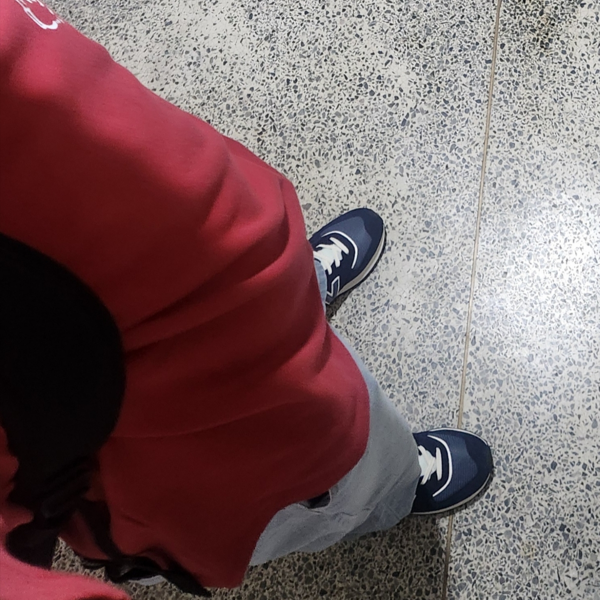 라루사 (@gok8tt) 님의 게시물 | KREAM