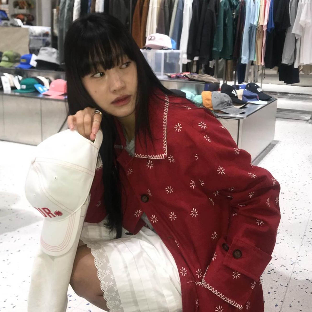 $ (@your_legacy) 님의 게시물 | KREAM