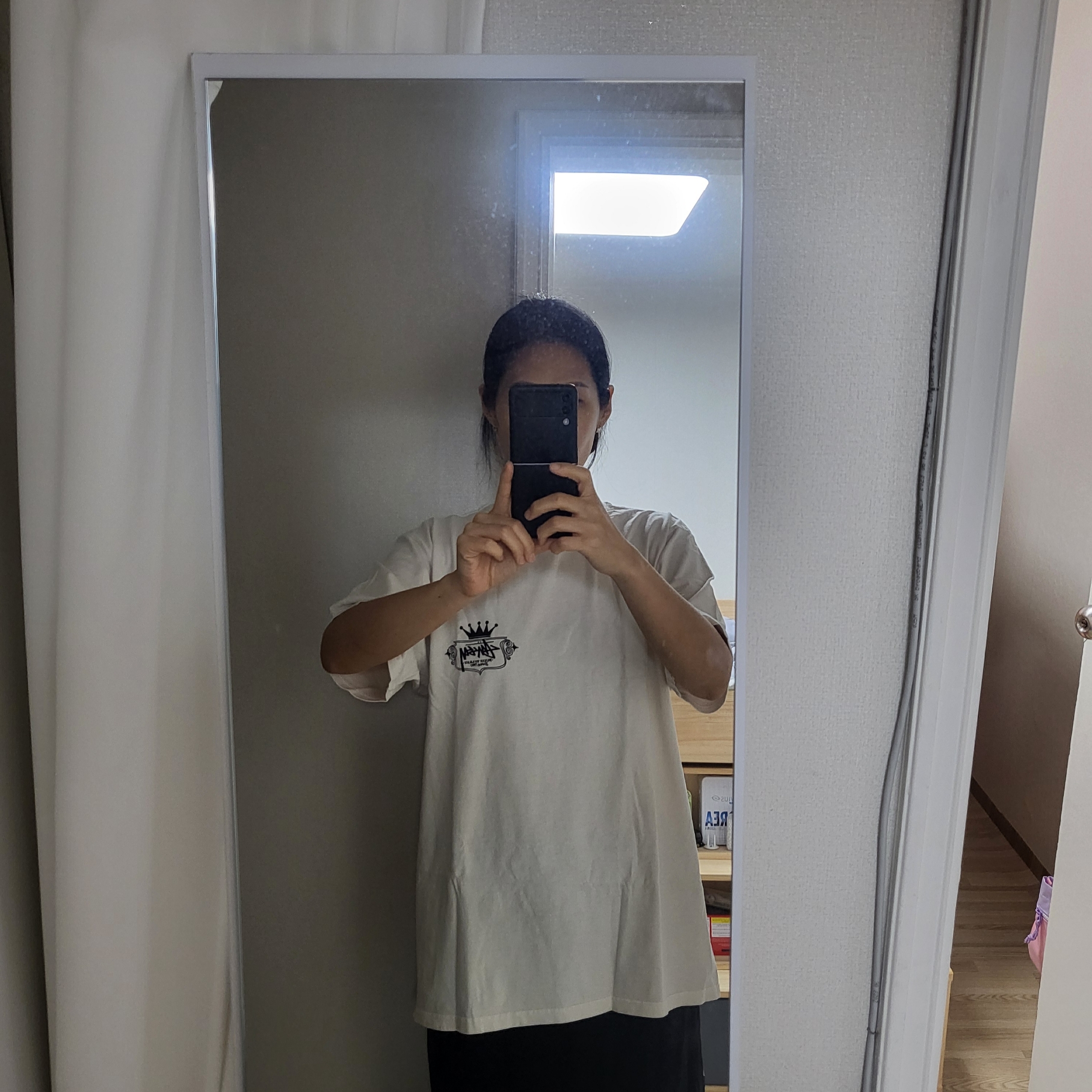 joorlie0909 (@fd25bysn) 님의 게시물 | KREAM