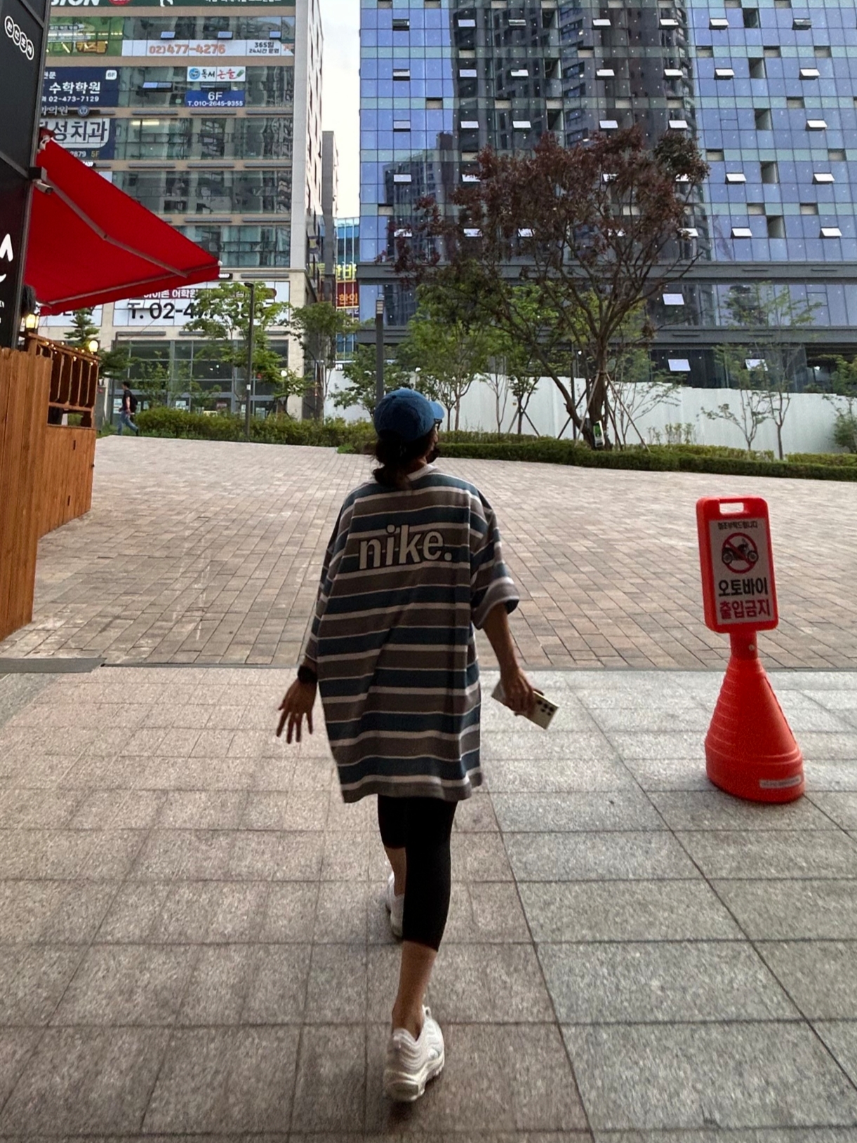 (@dong2yi) 님의 게시물 | KREAM