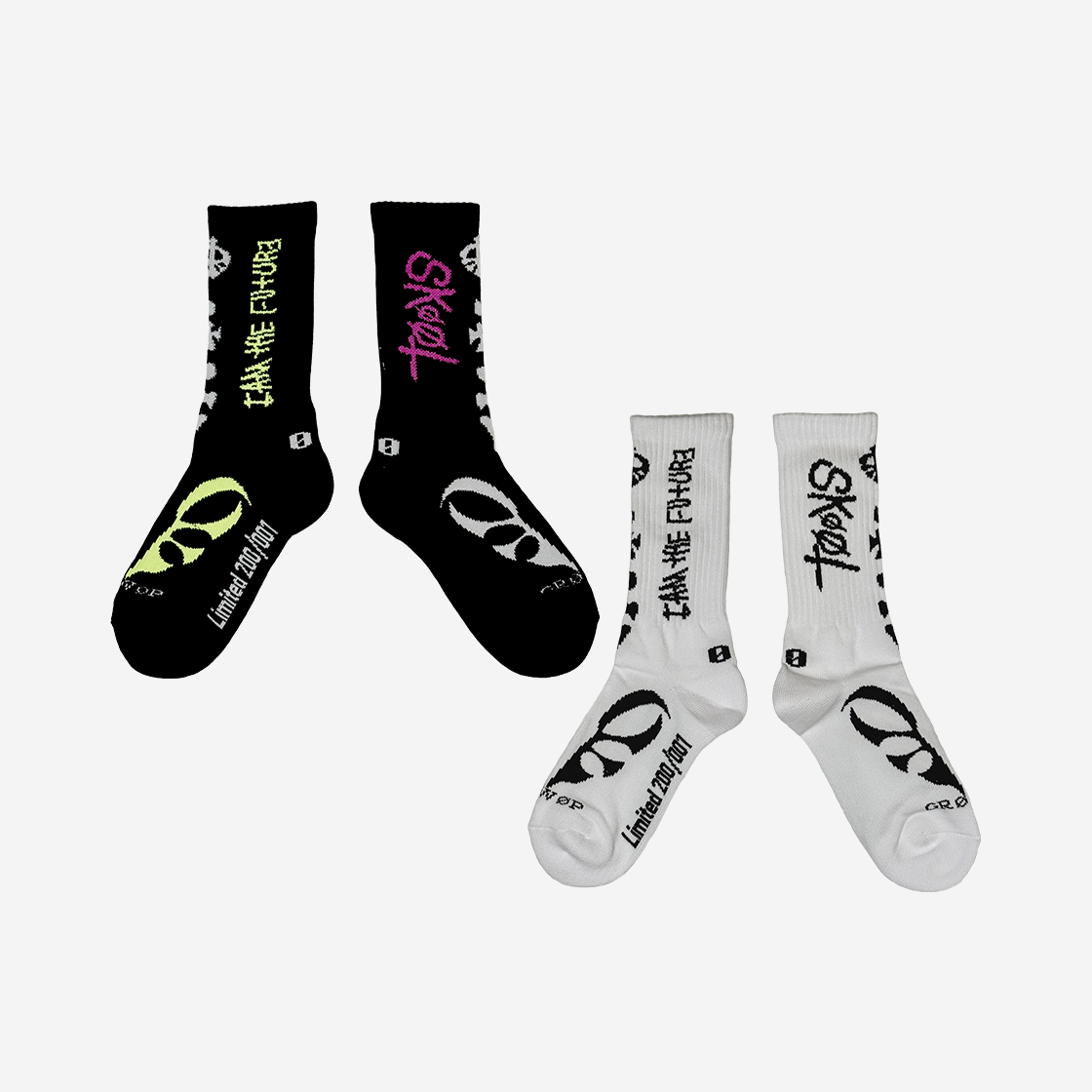 아이엠더퓨처 x 스쿠읏 그로우 옵 삭스 2 팩 블랙 화이트 | IAMTHEFUTURE | KREAM