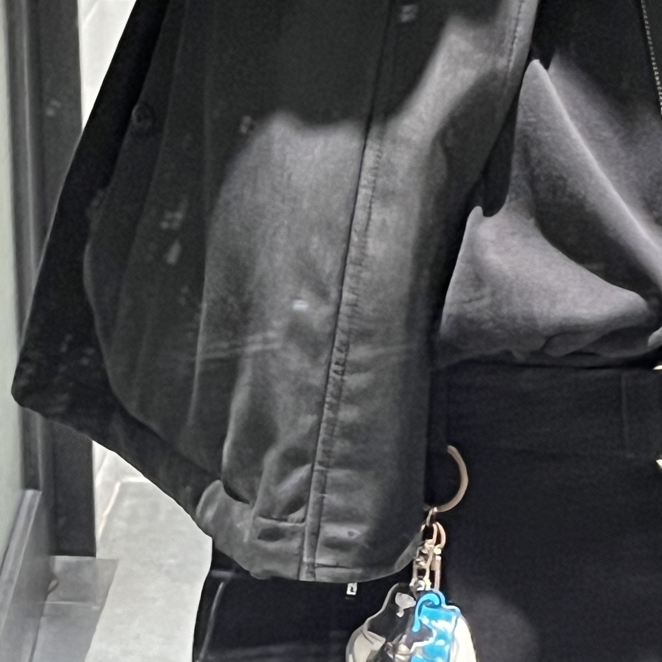 yohan4748 (@strange_flower) 님의 게시물 | KREAM