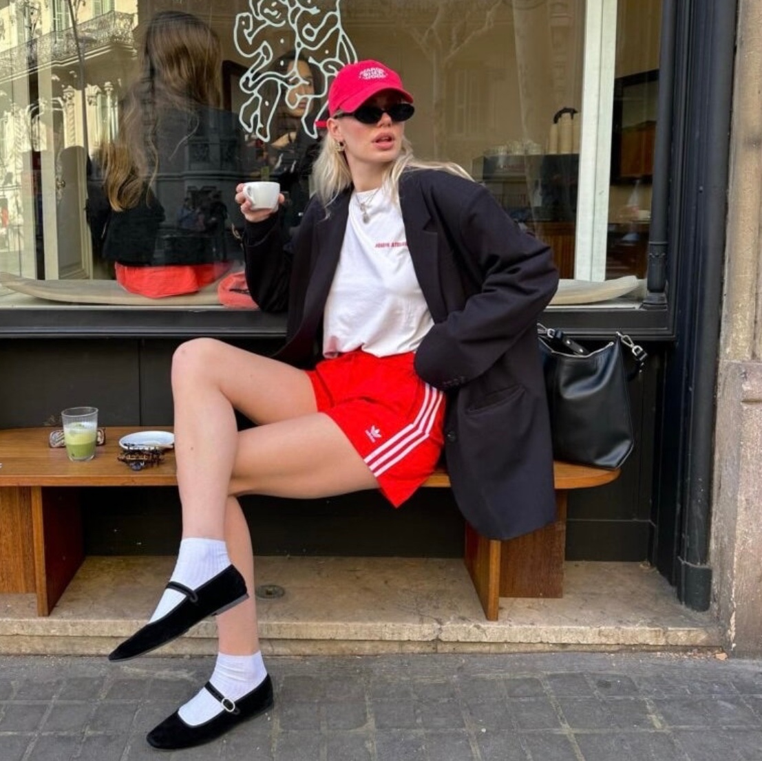 빨강 최고 | KREAM