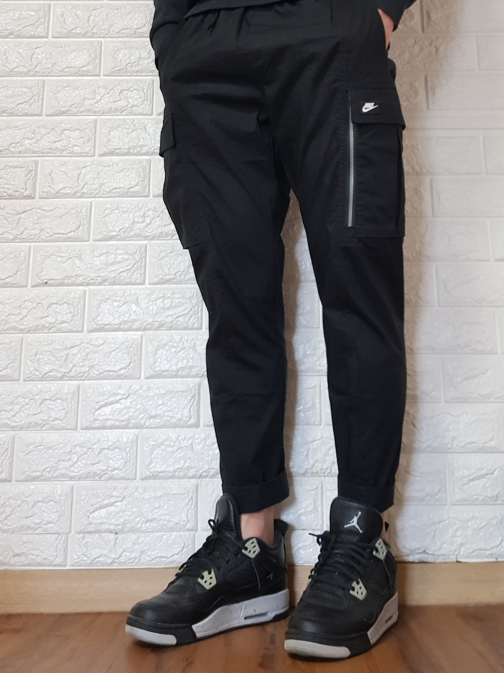 Huzzi (@h__________) 님의 게시물 | KREAM