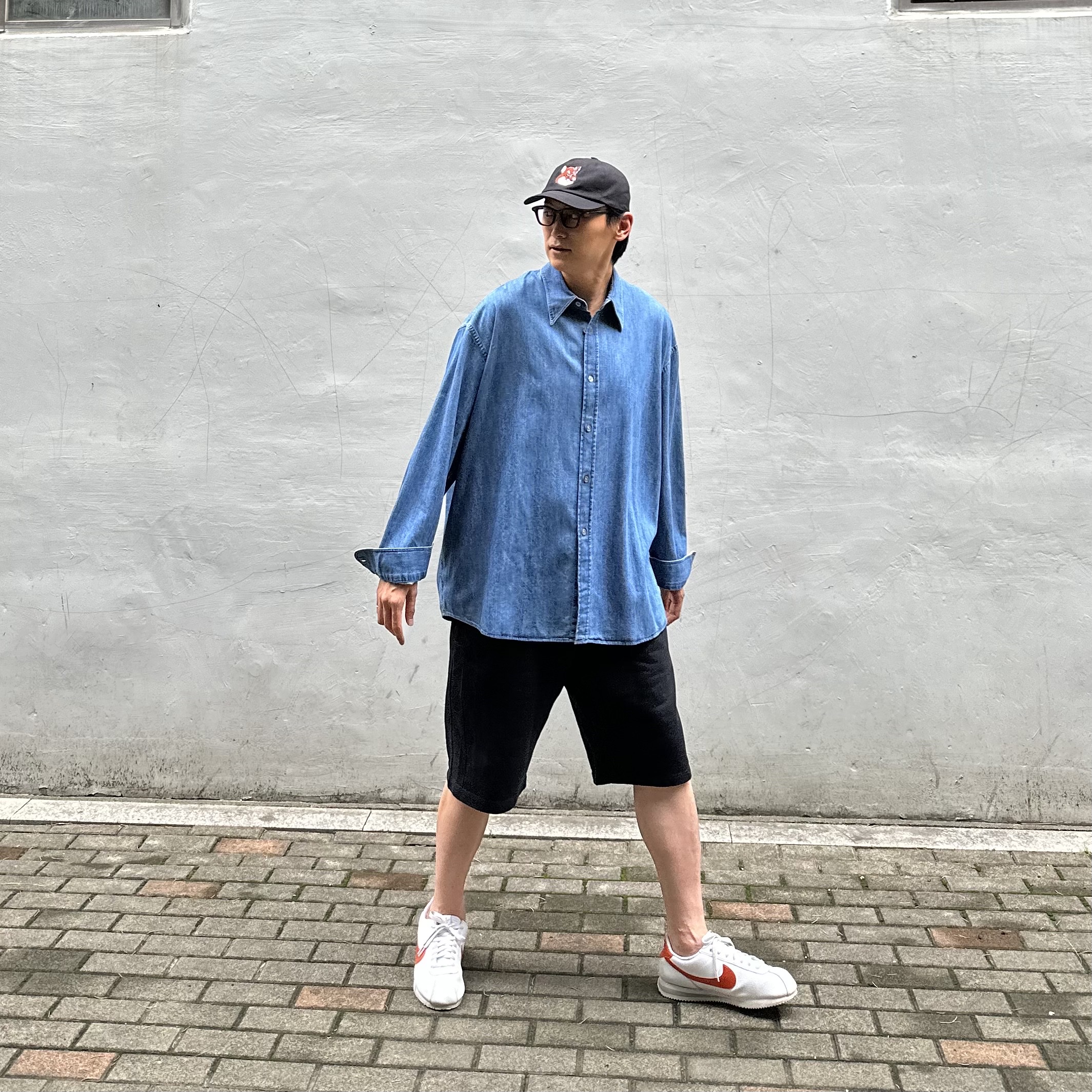 장롱이 (@_zanglong) 님의 게시물 | KREAM