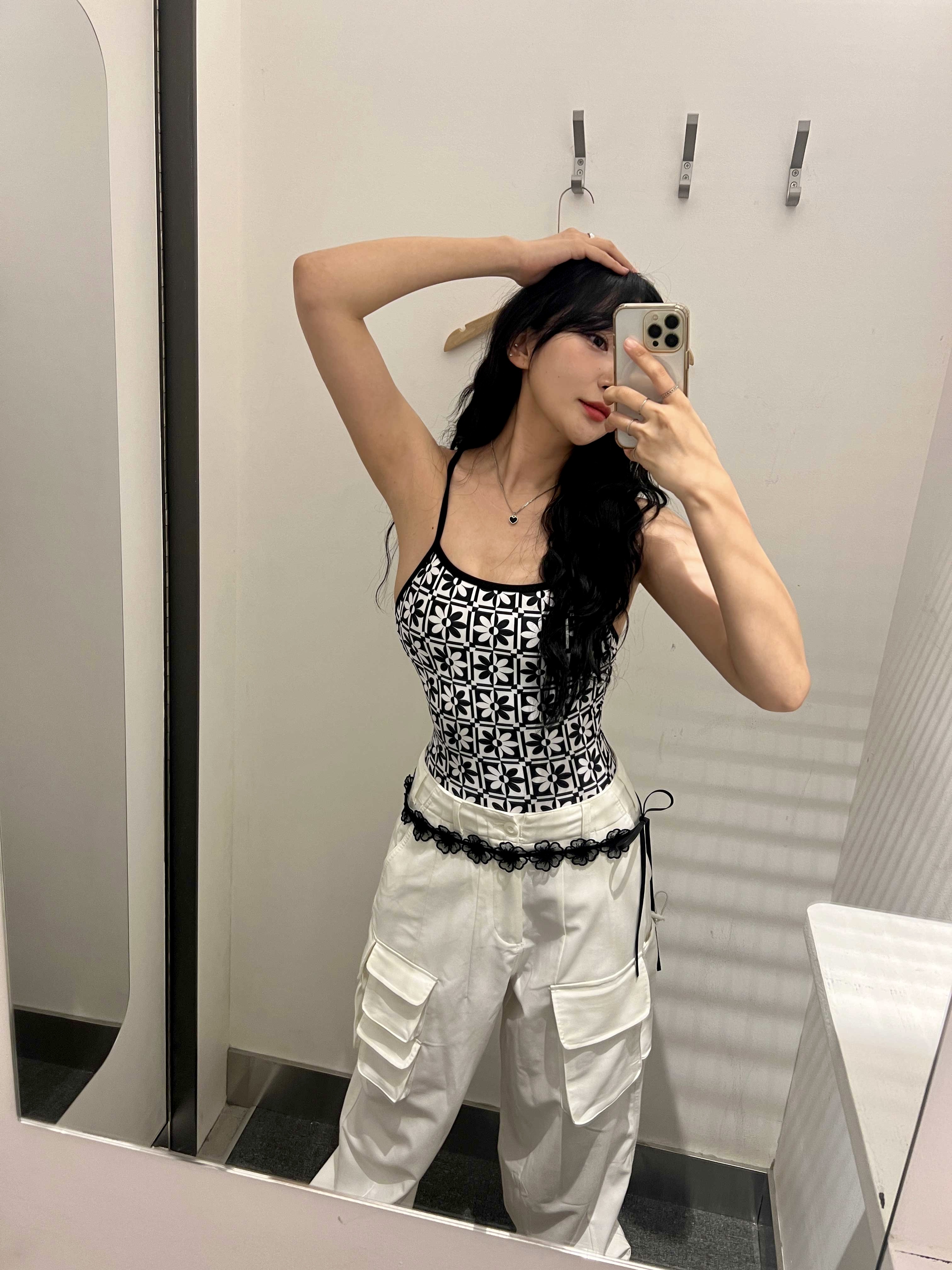 배뚱 (@bling_sso_) 님의 게시물 | KREAM