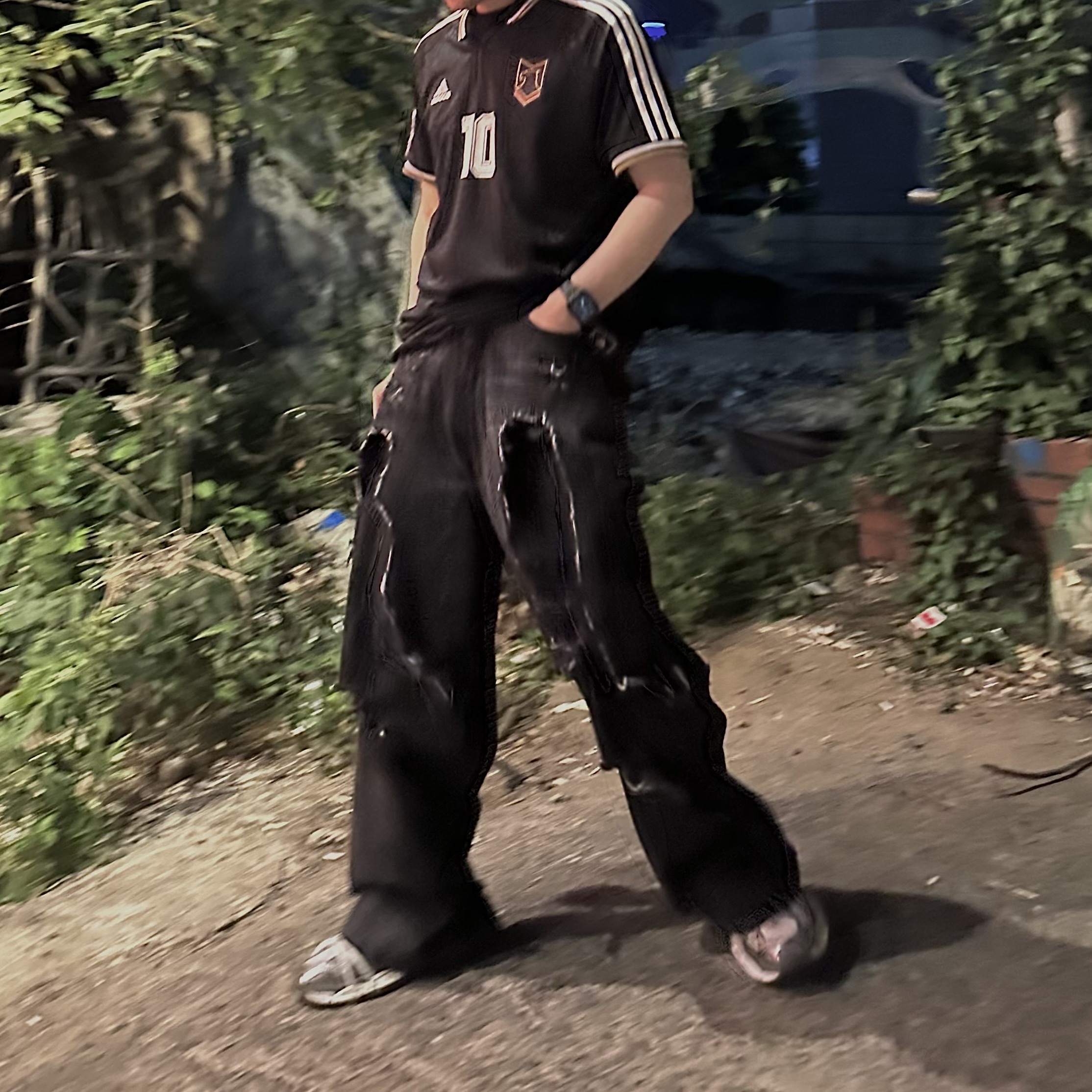 (@zerozzang_) 님의 게시물 | KREAM