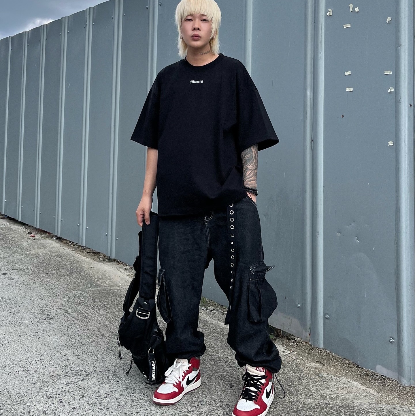 징기 (@jingy) 님의 게시물 | KREAM