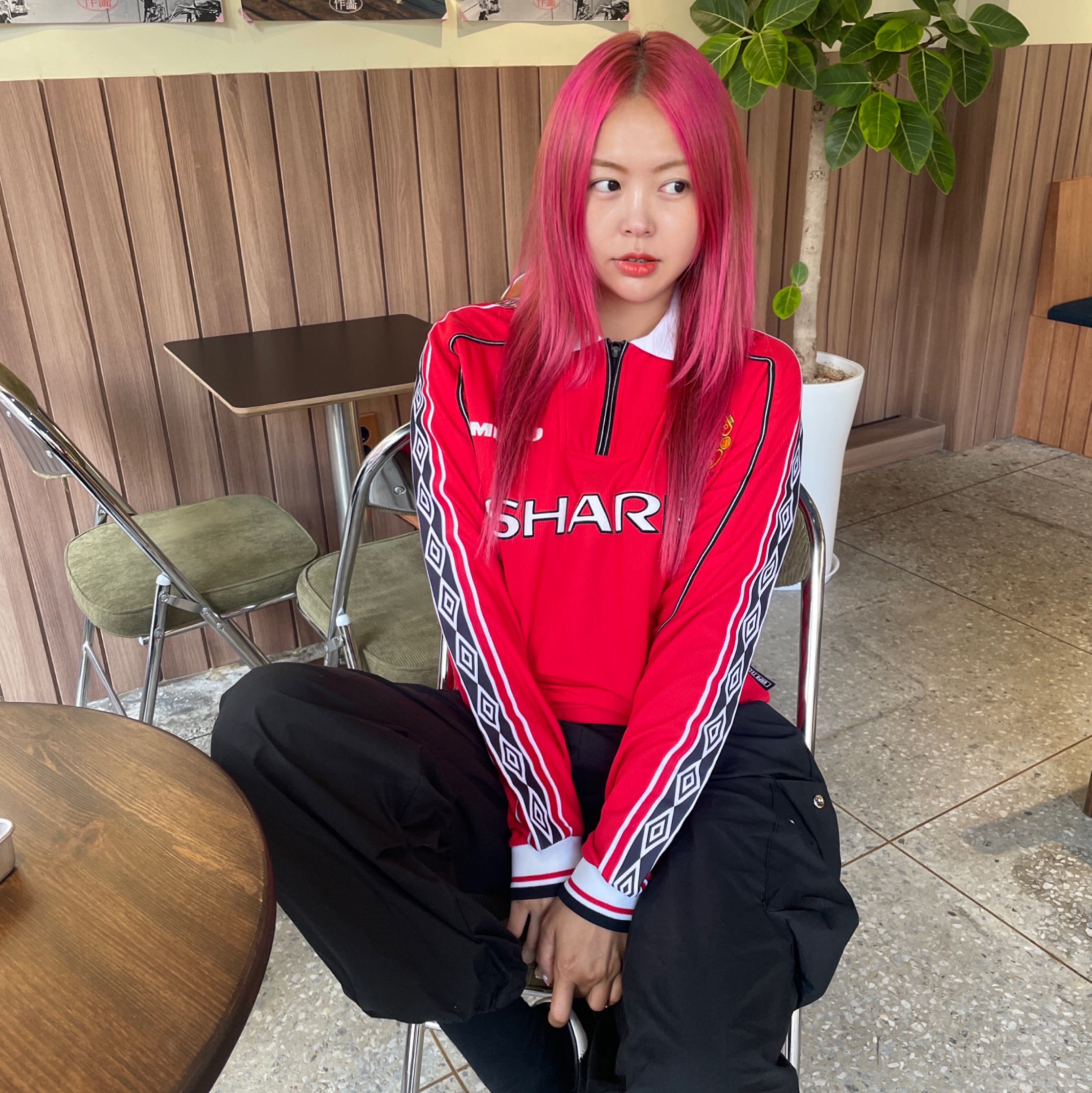 (@zerosilver_) 님의 게시물 | KREAM