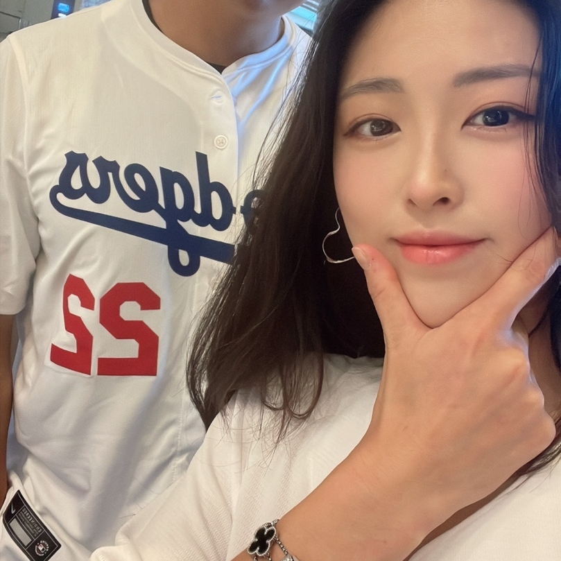 여름휴가 끝 | KREAM