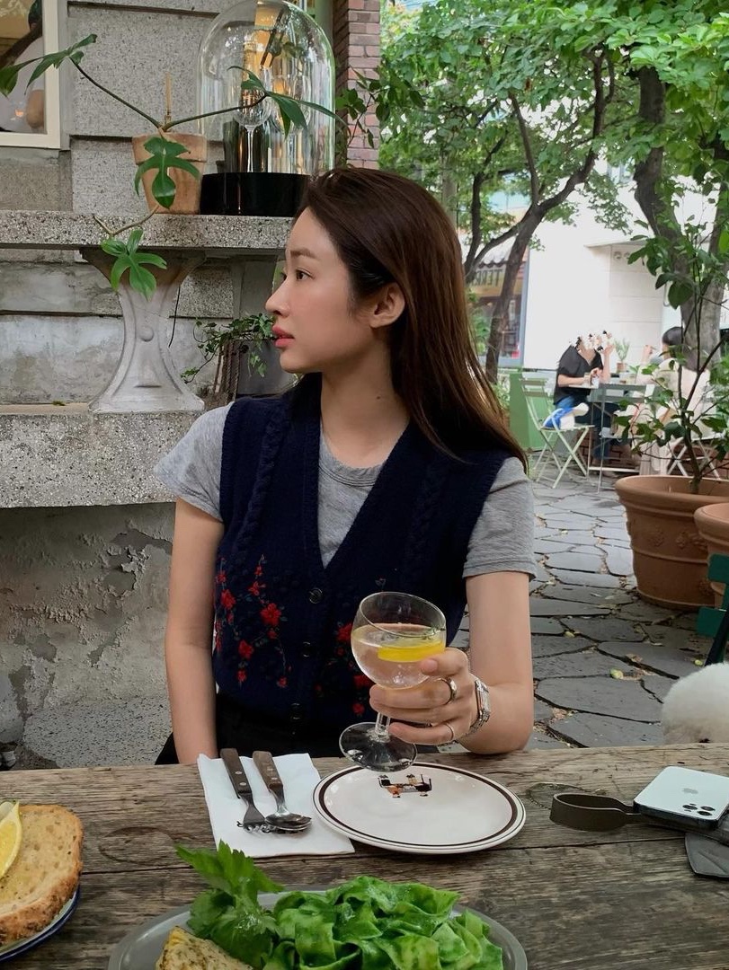 $ (@your_legacy) 님의 게시물 | KREAM