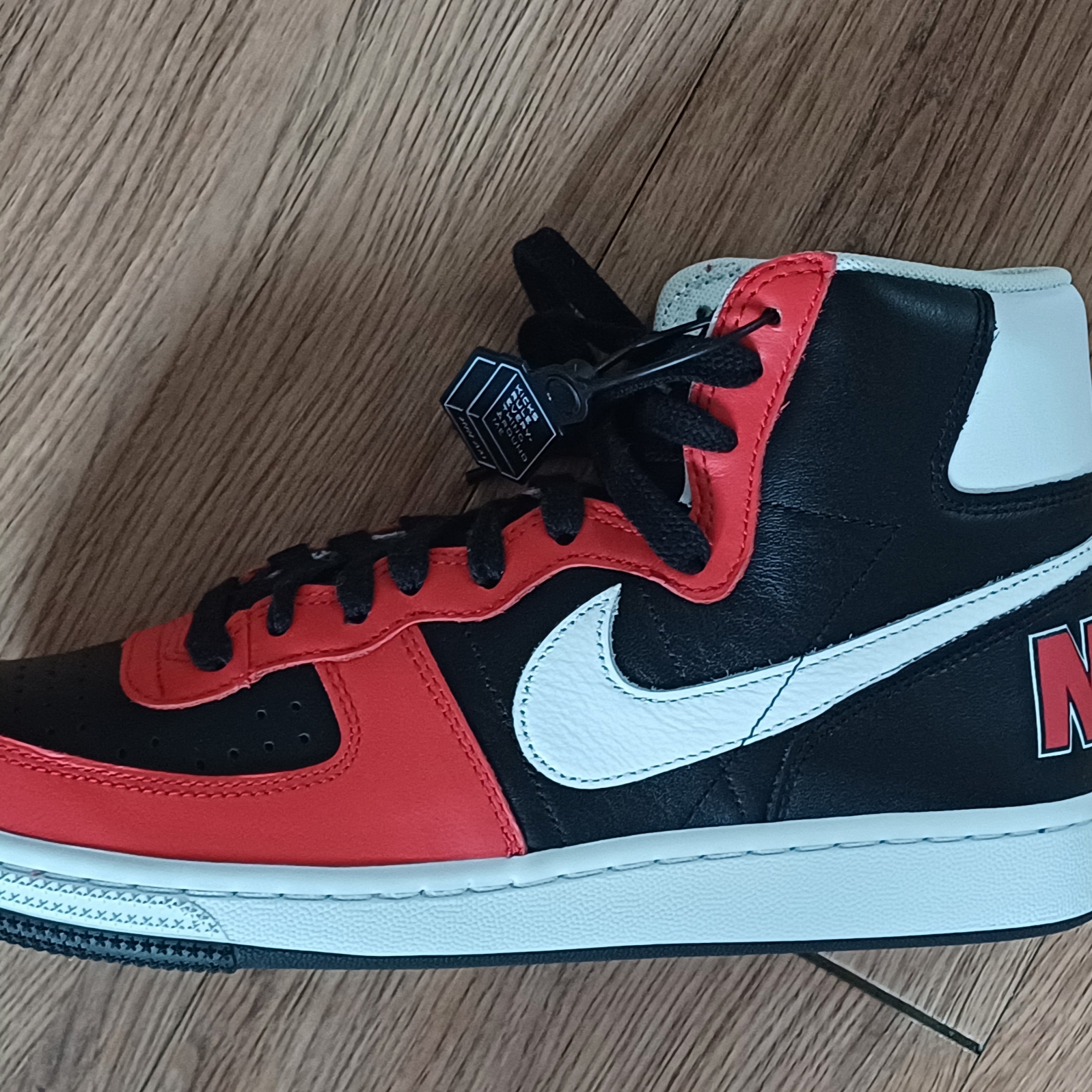 가성비 짱 ^^b | KREAM