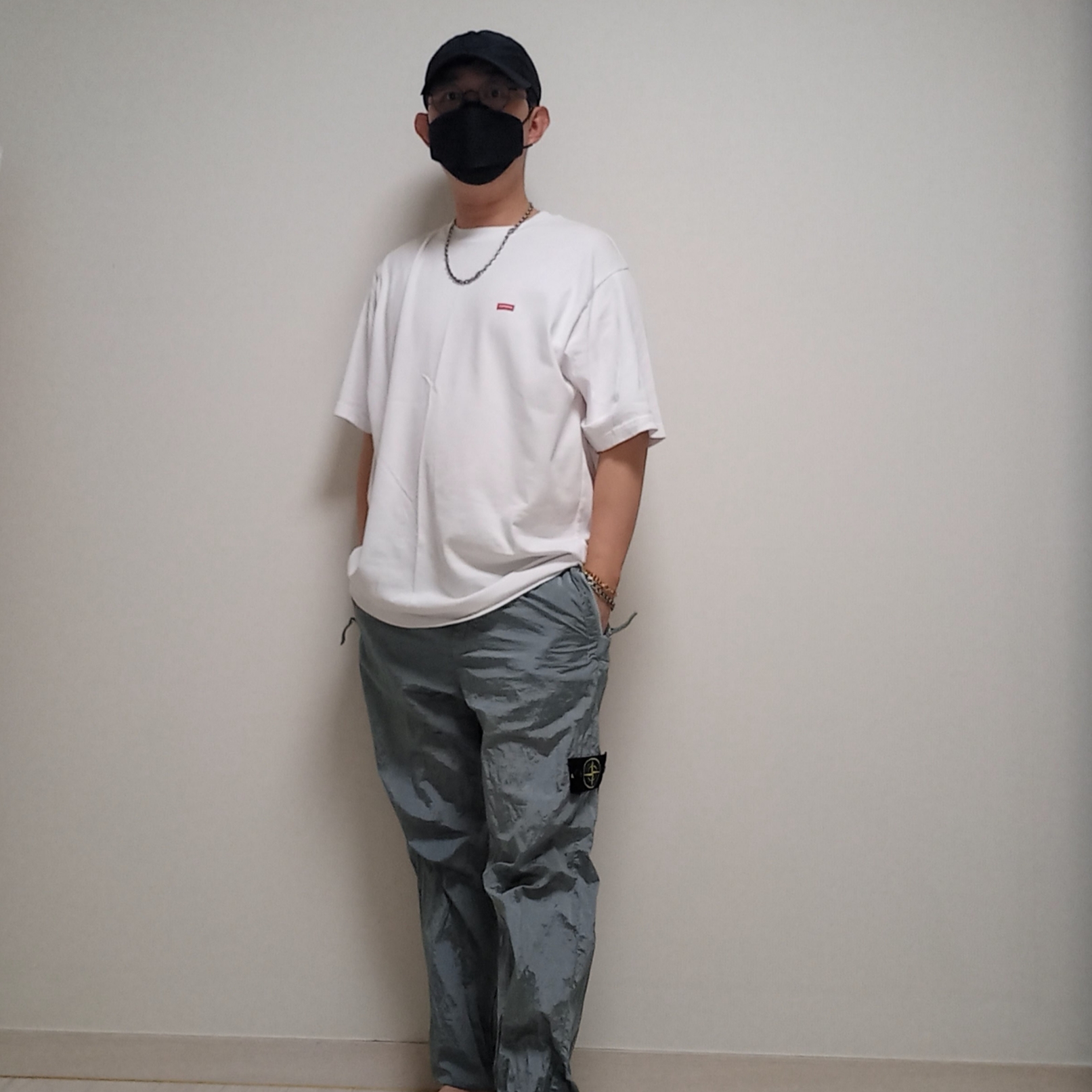 San E (@oneself) 님의 게시물 | KREAM