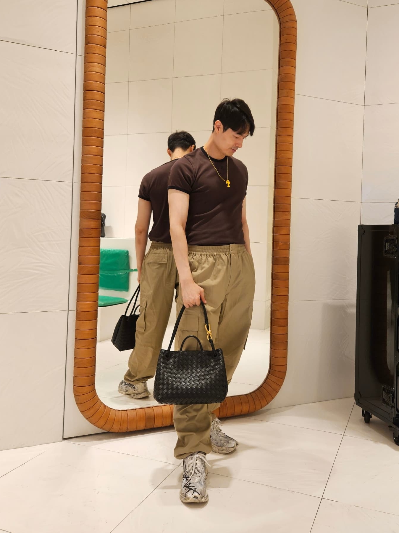 dmlee333 (@leestar) 님의 게시물 | KREAM