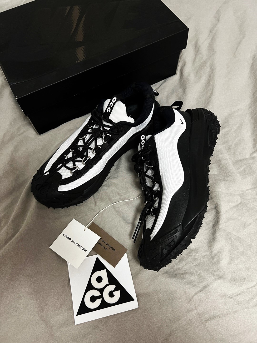 🌚 CDG X ACG | KREAM