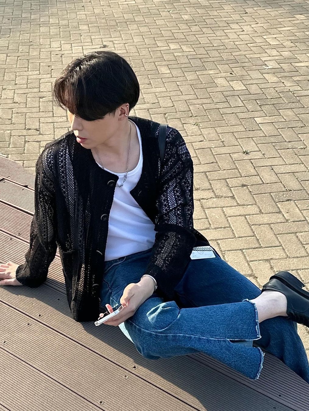 송정현 (@uc5c__) 님의 게시물 | KREAM