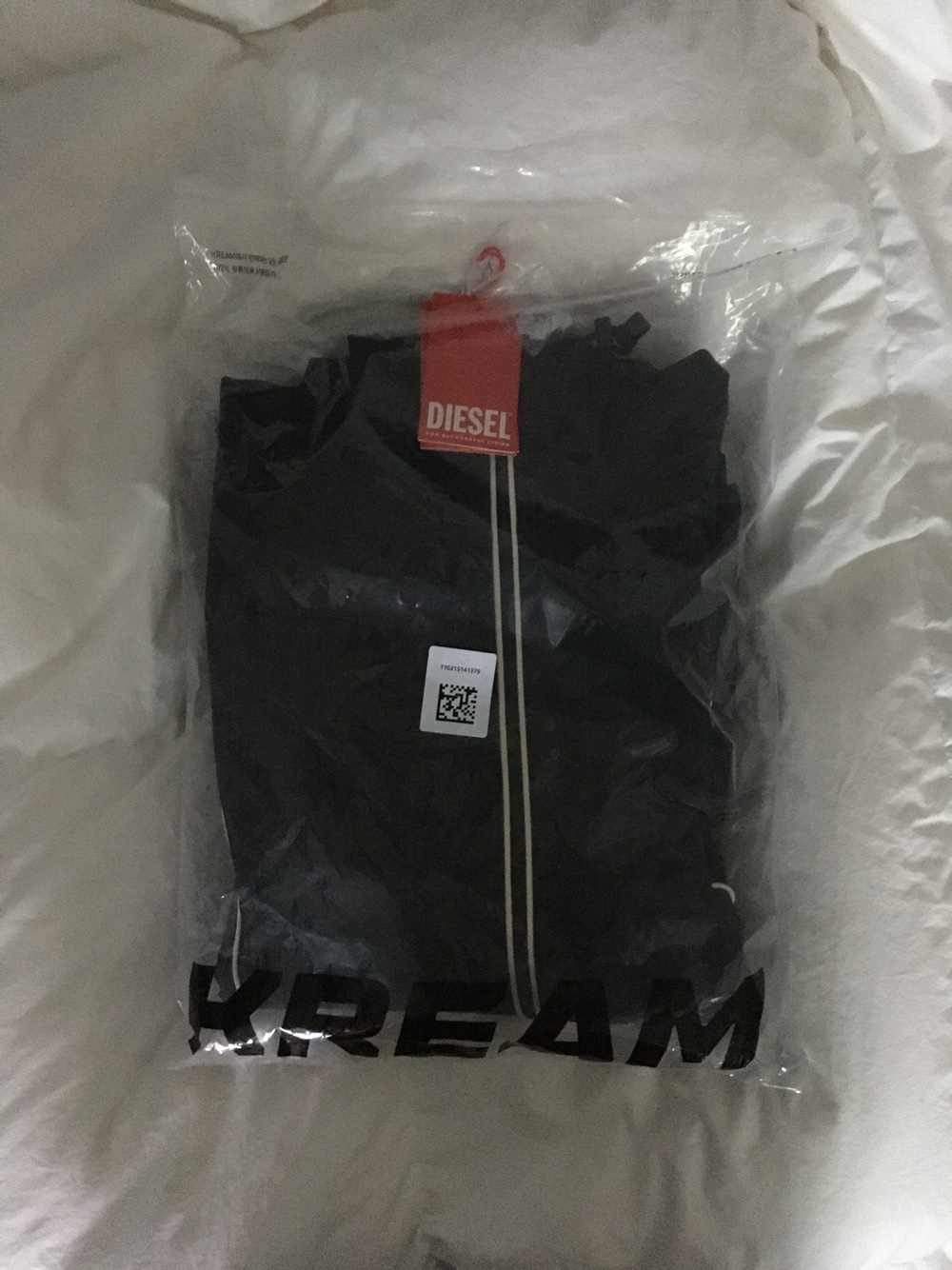 예림 (@yer_1m) 님의 게시물 | KREAM