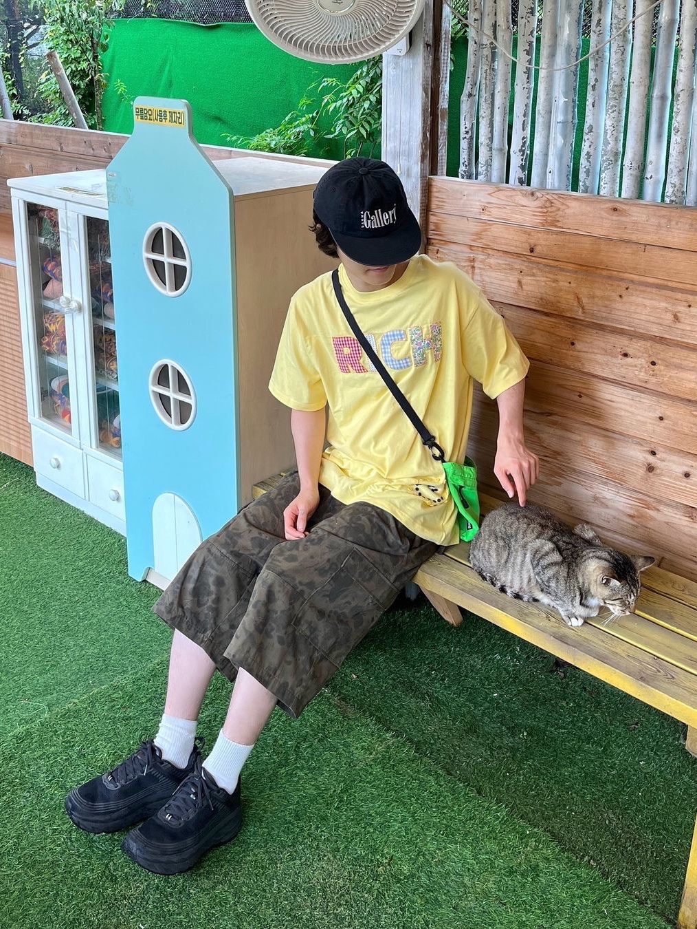 $ (@your_legacy) 님의 게시물 | KREAM