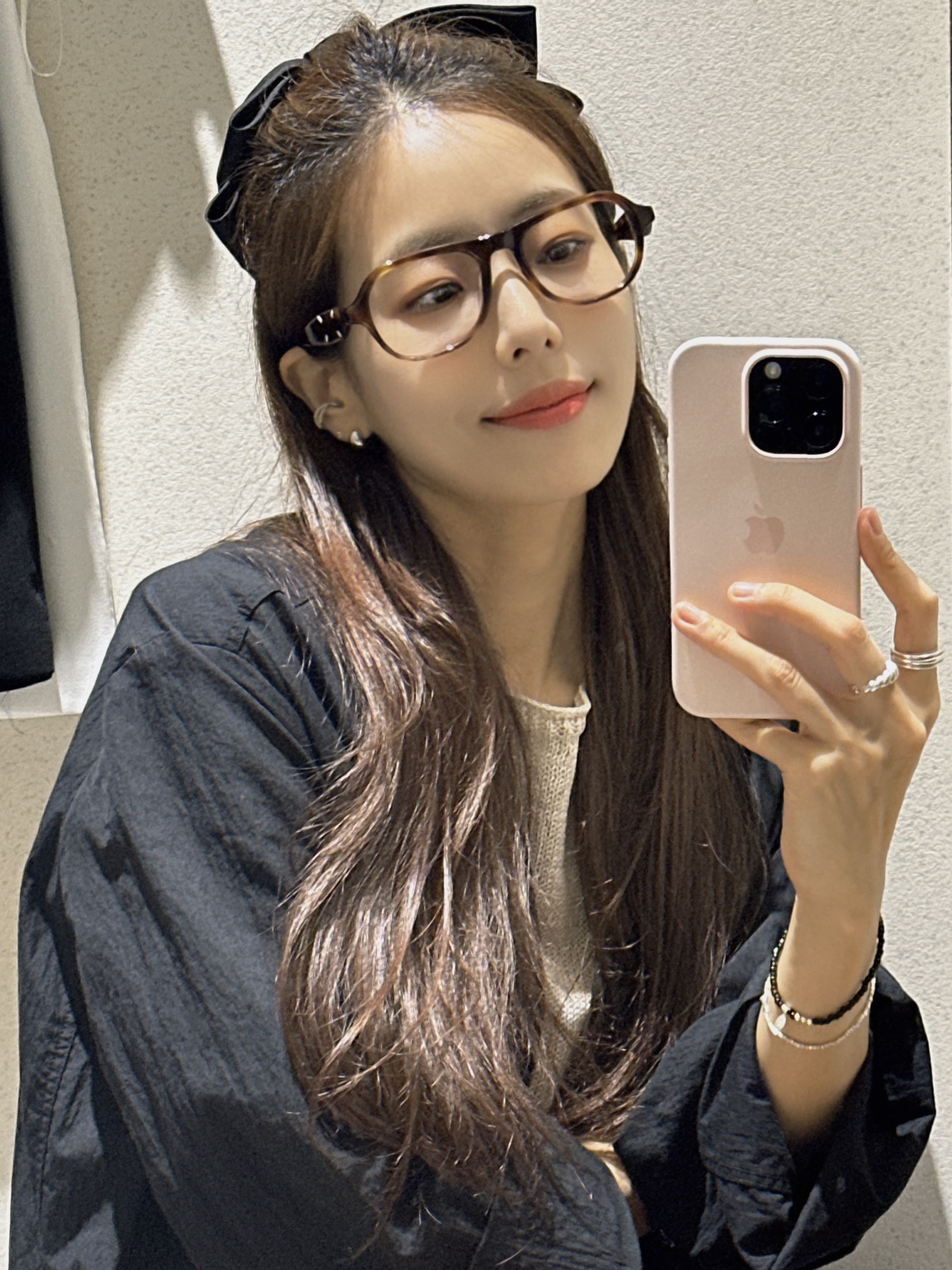 ㅅ')~♡⁼³₌₃ | KREAM