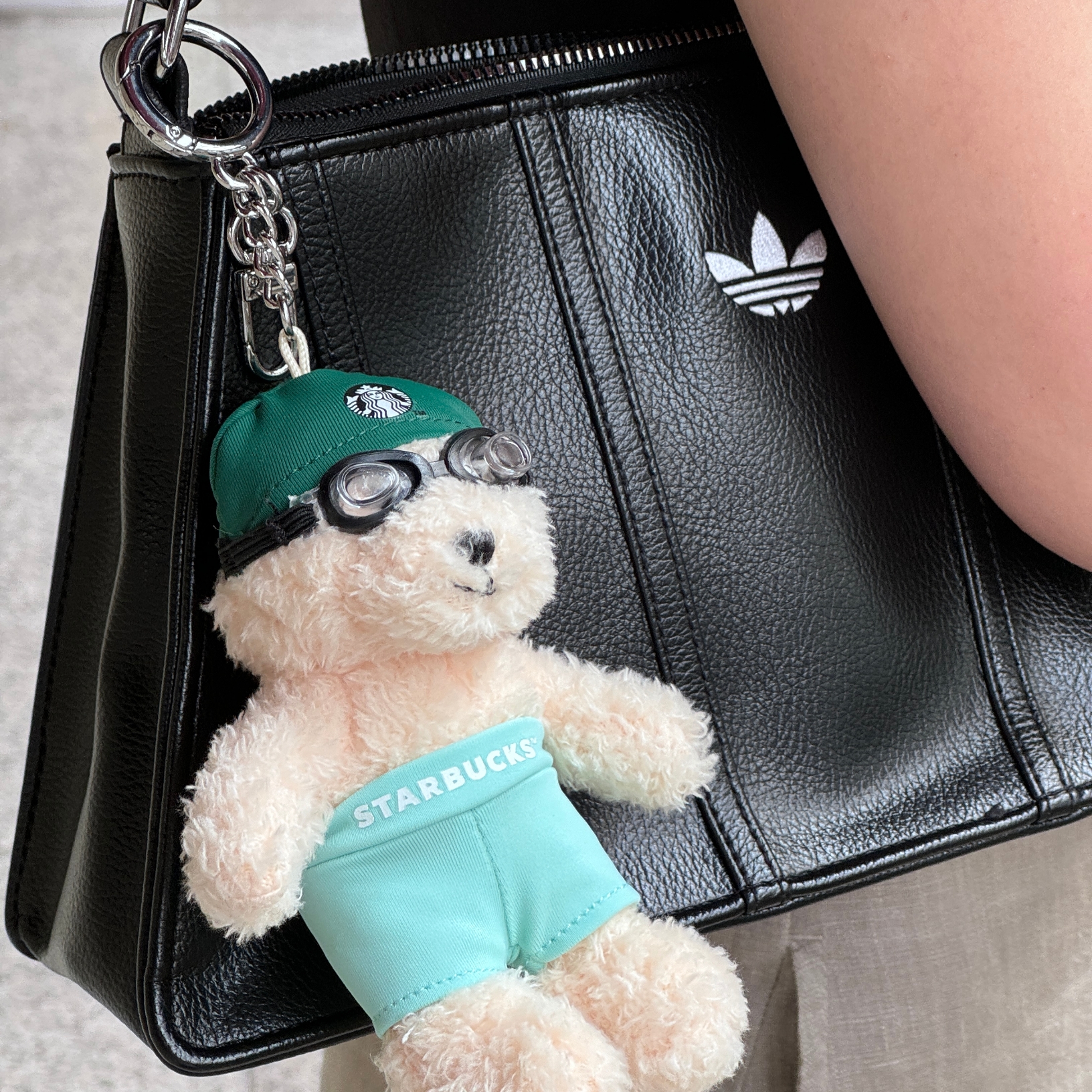 갱구 (@gang_gu_) 님의 게시물 | KREAM