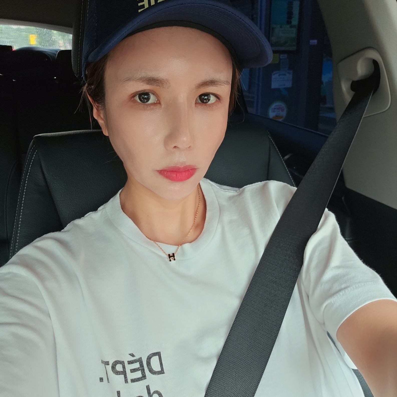 s.se_young (@s.se_young) 님의 게시물 | KREAM