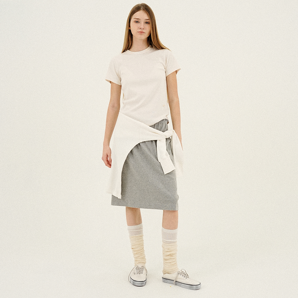 엘엘엘 디자인 스튜디오 엘엘엘 90S 클래식 티 스킨 베이지 | LLLDESIGNSTUDIO | KREAM