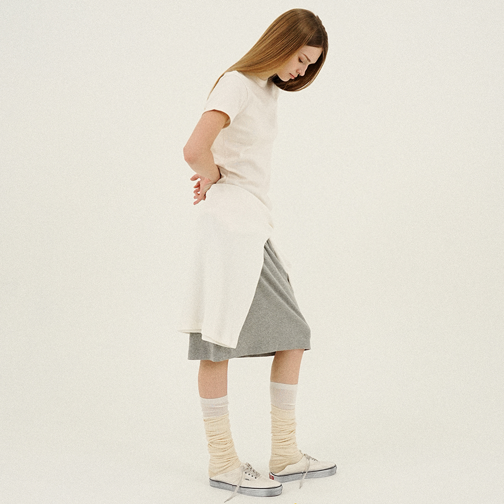 엘엘엘 디자인 스튜디오 엘엘엘 90S 클래식 티 스킨 베이지 | LLLDESIGNSTUDIO | KREAM