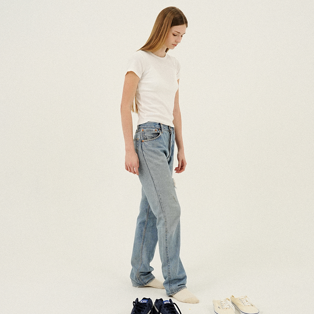 엘엘엘 디자인 스튜디오 엘엘엘 90S 베이비 티 밀크 화이트 | LLLDESIGNSTUDIO | KREAM